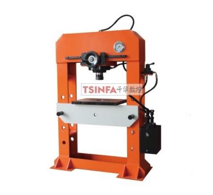 Mesin Press Hidraulik yang Dioperasikan Manual - TSINFA